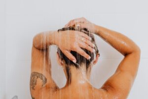 How to Wash Your Bum Properly in the Shower | Luxwisp